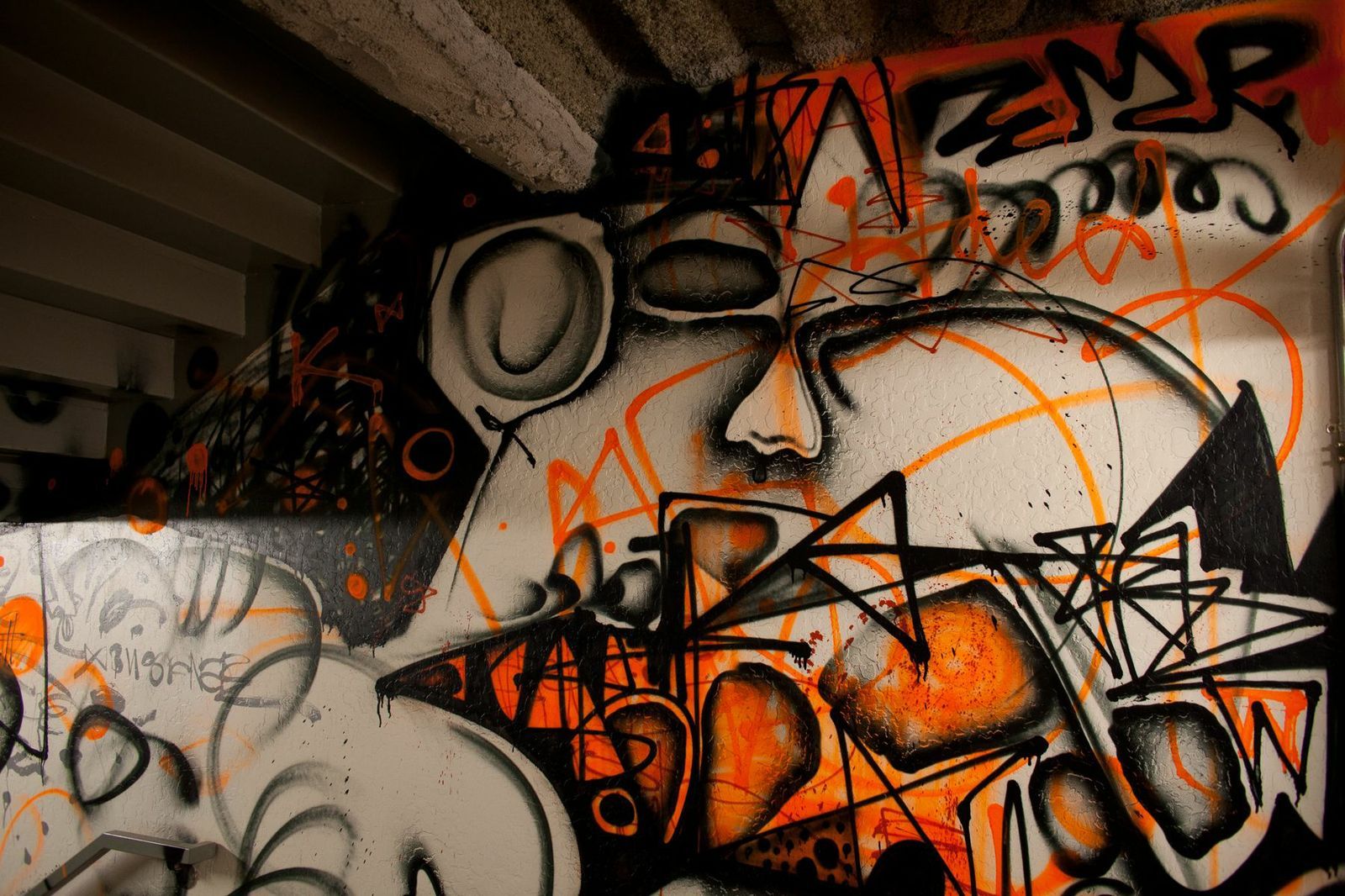 Artist Jonathan Matas Takes Over the Stairwell at Hotel Zetta - 7x7 Bay ...